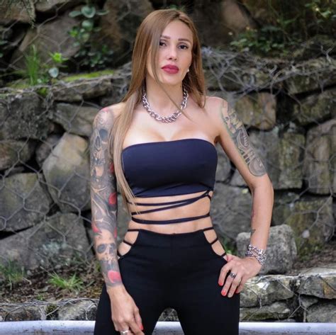 Lina De La Parra R Metalboners