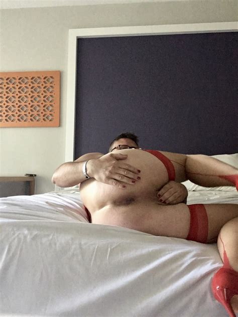 Red Seemed Stockings Pics Xhamster