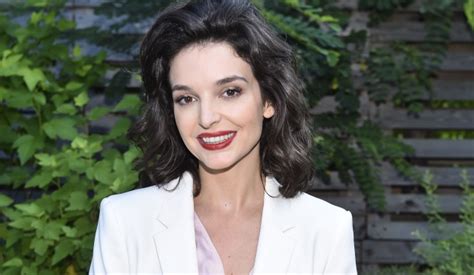 Maria Dębska Odsłania Ciało W Basenie Aktorka Wzięła Udział W Zmysłowej Sesji Foto Rmf Fm