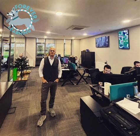 Harun R Akol Linkedin‘de Oyunu Dürüstçe Oynayalım çok çalışalım Ne