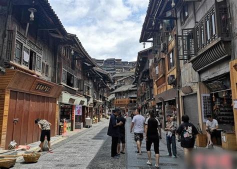 端午假期共48809萬人次出遊 旅遊收入達1228億人民幣