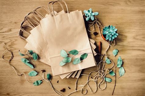 Направи си сам Интересни проекти с опаковъчна хартия