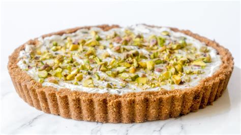 Cannoli Pie With Ricotta Filling Easy No Bake Recipe Chenée Today