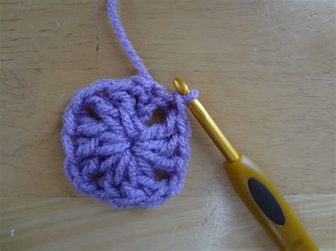 Fiber Flux How To Make A Granny Square Photo Video Tutorial