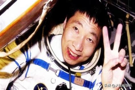 楊利偉曾在太空聽到過敲窗的聲音，10年後謎底終於解開 每日頭條
