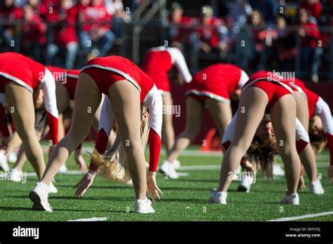 Real Pics Of Teen Cheerleaders Bending Over Telegraph