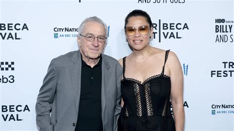 Robert De Niro Madly In Love With 46 Year Old Gf Tiffany Chen Closer Weekly