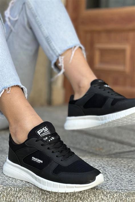 Lacing Simple Woman Sneakers Black White Zb Sneakers Klaudio Fashion
