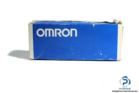 OMRON E3F2 DS10C4 N CYLINDRICAL PHOTOELECTRIC SENSOR Platinum