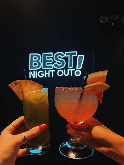 Enjoy Dinner And A Hilarious 25 Comedy Show At Big Laugh Comedy Club In