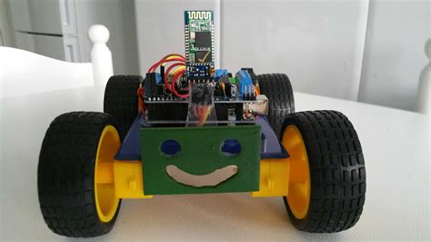 carro robot arduino educacional programado control bluetooth póvoa de