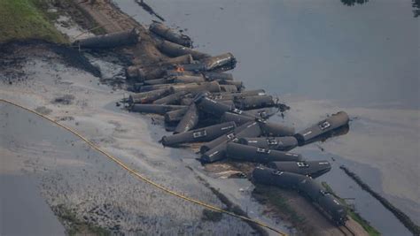 Train Derailment Leaks Crude Oil Forces Mandatory Evacuation In Iowa