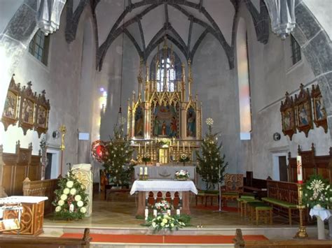 Qué días de la semana se realizan las misas en la catedral de Málaga