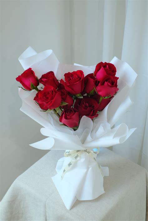 Ruby Red Roses In White Wrapping 14 Stalks Hello Flowers Singapore