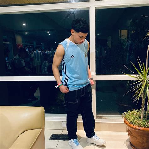 𝐀𝐱𝐞𝐥 Axel Desiderio • Instagram Photos And Videos