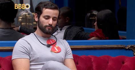 Matteus Vai Vencer O Bbb 24 Alegrete Usa Look Dos Campeões Para A
