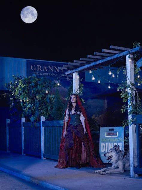 Meghan Ory Nude Pics Page 1