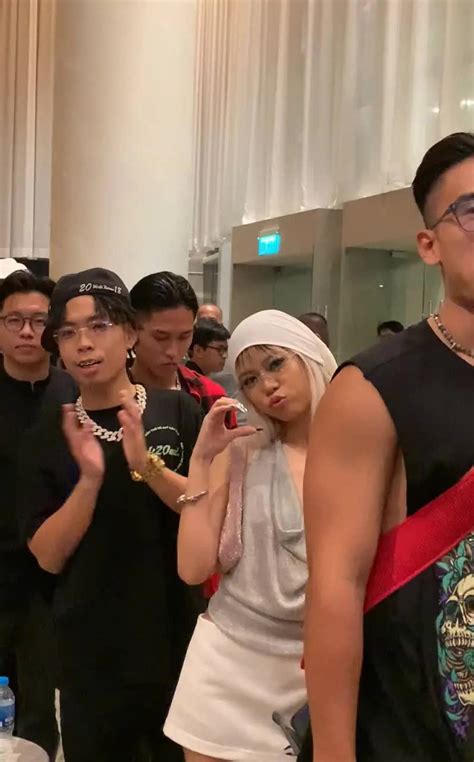 “tam Giác Tình ái” Tlinh Sánh đôi Wxrdie Chạm Mặt Mck Tại Sự Kiện