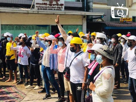 မိသားစုရဲ့စားဝတ်နေရေးကို ကူထမ်းပေးနေတာဖြစ်လို့ စျေးရောင်းပြီး ပြန