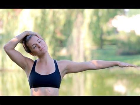 Yoga Schulter Nacken Entspannen Verspannungen lösen Übungen für den