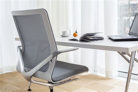 Linq Table Decoration Examples