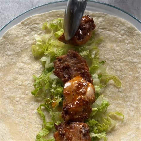 Spicy And Easy Chicken Wrap Recipe High Protein Majas Recipes