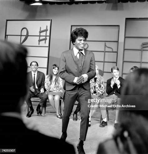 Lloyd Thaxton Photos And Premium High Res Pictures Getty Images