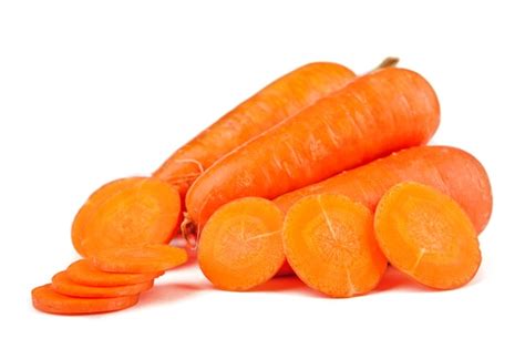 Zanahorias Frescas Aisladas Sobre Fondo Blanco Foto Premium