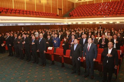 АН ын Үндэсний бодлогын хорооны хурал эхэллээ