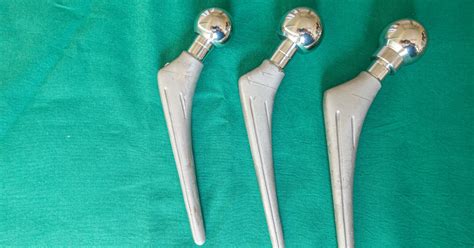 Pierwotna Endoprotezoplastyka Stawu Biodrowego Remedium