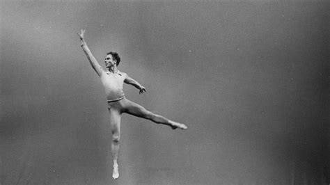 Merce Cunninghams Legacy Is Celebrated With A Night Of 100 Solos