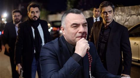 Kaynarcadan Kurtlar Vadisi Değerlendirmesi Yaşarken Selası Okunan Ilk
