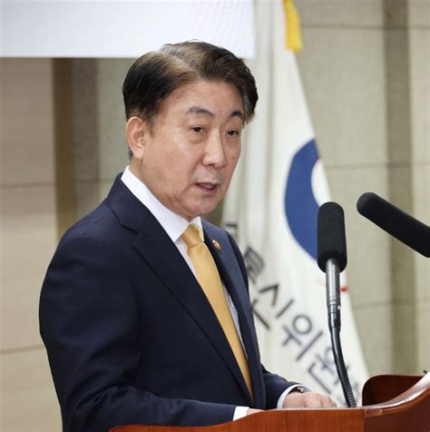 이동관 방통위원장 취임일성 공영방송 근본적 구조개혁 선언 노컷뉴스