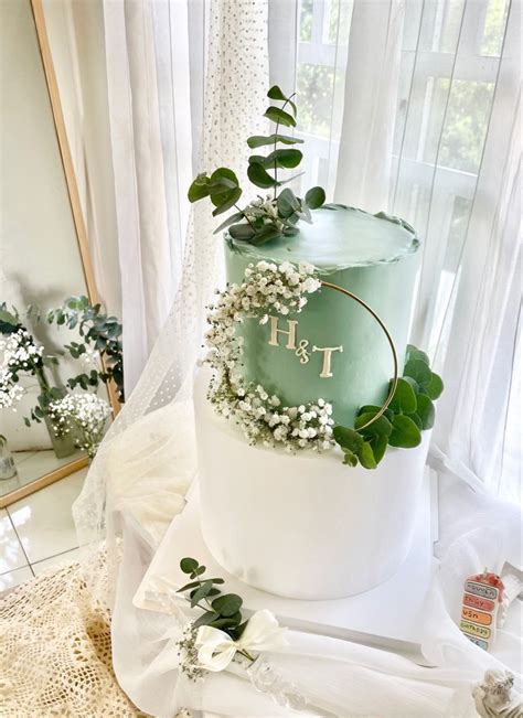 Green And Gold Buttercream Wedding Cake Artofit