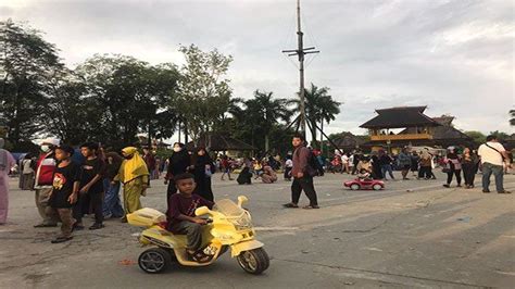 Warga Sambas Jadikan Istana Kesultanan Sambas Sebagai Destinasi Wisata