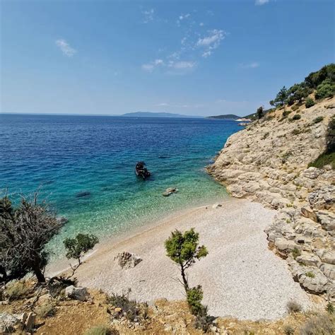 6 Best Beaches In Cres Hidden Coves And Stone Houses