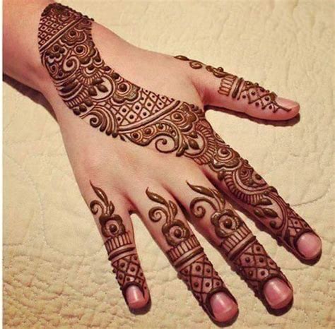 9 New And Gorgeous Bail Mehndi Designs With Pictures Styles At Life