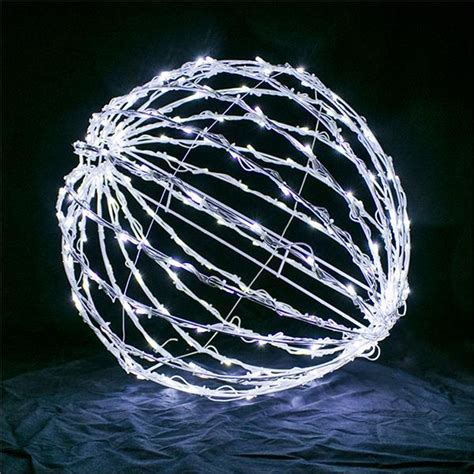 Lighted Spheres Outdoor