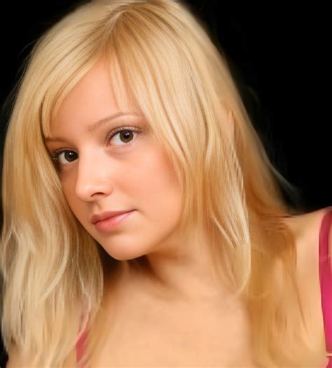 Sophie Mei Actress Age Height Wiki Biography Boyfriend Weight Career And More