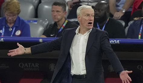 Дидие Дешан остава начело на Франция Тема Спорт