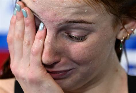 游泳——女子200米自由泳：澳大利亚选手打破世界纪录 游泳 自由泳 澳大利亚 新浪新闻