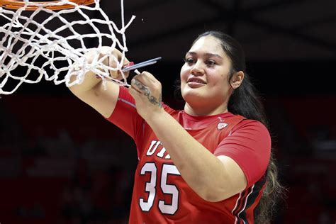 Anchorages Alissa Pili Named Pac 12 Womens Basketball Player Of The