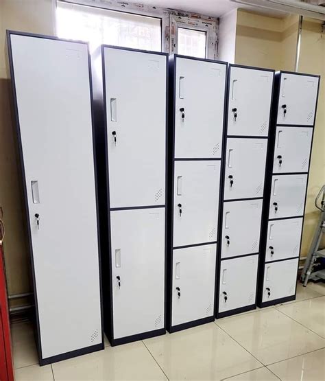 Төмөр Хувцасны төмөр шүүгээ Босоо хаалгатай зай бага эзэлдэг төмөр