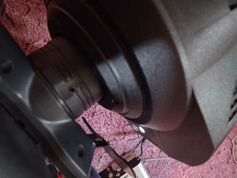 TX Quick Release Screw : r/Thrustmaster