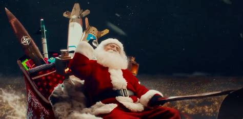 Не ни трябва нищо чуждо в нашето небе Дядо Мраз свали с ПВО Дядо Коледа над небето в Москва ВИДЕО