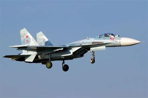 俄军苏 35终于开始发威，却无助于战局，可惜不是对抗北约空军 知乎