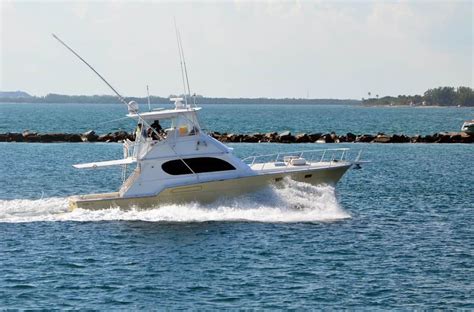 Freshwater Vs Saltwater Boating What S The Difference Artofit