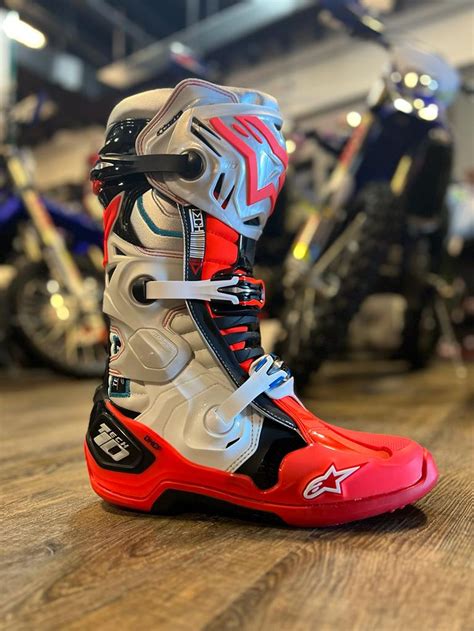 Alpinestars Tech 10 Le Vision 23 Boots Mx Locker