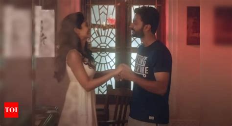 Teaser Of Vinoth Kishan And Keerthi Pandians Konjam Pesinaal Yenna Tamil Movie News Times