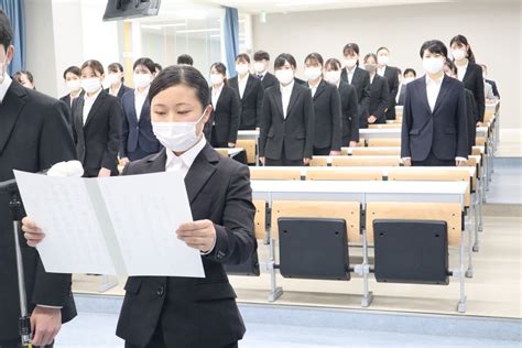 40名が入団美作市消防団任命式 美作市スポーツ医療看護専門学校